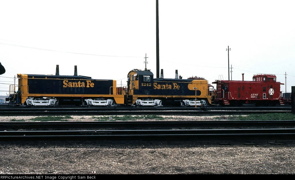 ATSF 1243, 1242, and 999961